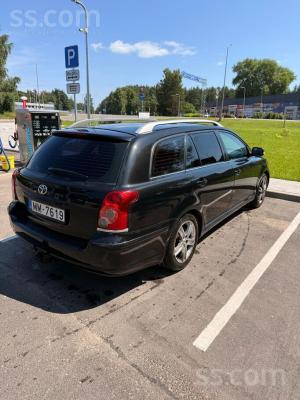 Melns Toyota Avensis 2006 Daugavpils, ar dzinēja tilpumu 2.00 L un nobraukumu 254 tūkst. km par 2500 €, foto 6 vietnē AUTOMOTO.COM.LV
