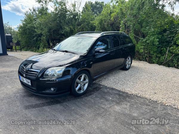 Черный Тойота Авенсис 2006 в Выру, объемом двигателя 2.20 л и пробегом 252 тыс. км за 2490 €, фото 1 на AUTOMOTO.COM.LV