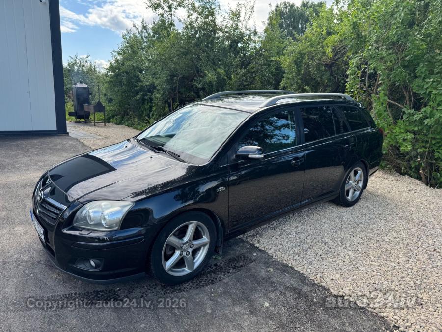 Черный Тойота Авенсис 2006 в Выру, объемом двигателя 2.20 л и пробегом 252 тыс. км за 2490 €, фото 6 на AUTOMOTO.COM.LV