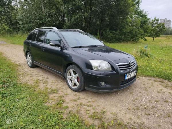 Черный Тойота Авенсис 2006 в Вильнюс, объемом двигателя 2.23 л и пробегом 398 тыс. км за 900 €, фото 1 на AUTOMOTO.COM.LV