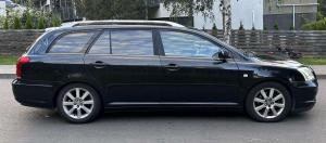 Melns Toyota Avensis 2006 Viļņa, ar dzinēja tilpumu 2.00 L un nobraukumu 300 tūkst. km par 950 €, foto 5 vietnē AUTOMOTO.COM.LV