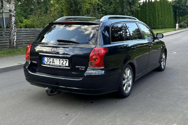 Melns Toyota Avensis 2006 Viļņa, ar dzinēja tilpumu 2.00 L un nobraukumu 300 tūkst. km par 950 €, foto 8 vietnē AUTOMOTO.COM.LV