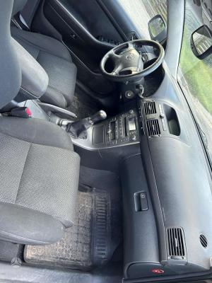 Melns Toyota Avensis 2006 Viļņa, ar dzinēja tilpumu 2.00 L un nobraukumu 300 tūkst. km par 950 €, foto 11 vietnē AUTOMOTO.COM.LV