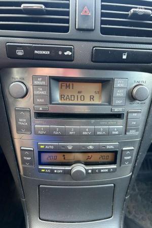 Melns Toyota Avensis 2006 Viļņa, ar dzinēja tilpumu 2.00 L un nobraukumu 300 tūkst. km par 950 €, foto 12 vietnē AUTOMOTO.COM.LV