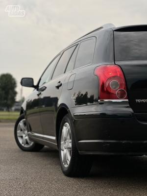 Черный Тойота Авенсис 2006 в Каунас, объемом двигателя 2.00 л и пробегом 0 тыс. км за 1600 €, фото 4 на AUTOMOTO.COM.LV