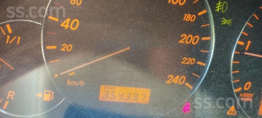 Черный Тойота Авенсис 2006 в Рига, объемом двигателя 2.20 л и пробегом 354 тыс. км за 2000 €, фото 9 на AUTOMOTO.COM.LV