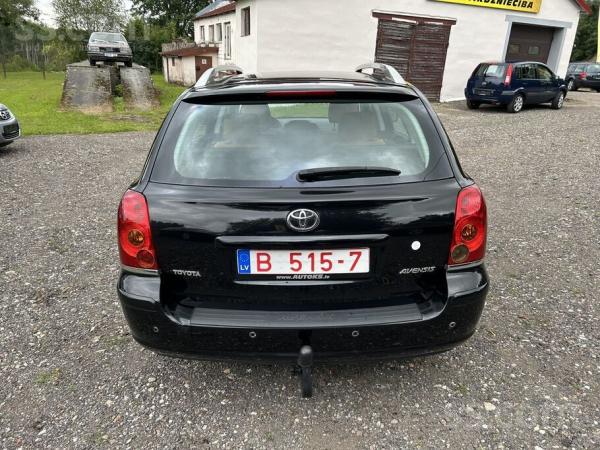 Melns Toyota Avensis 2006 Limbaži, ar dzinēja tilpumu 2.00 L un nobraukumu 216 tūkst. km par 2150 €, foto 5 vietnē AUTOMOTO.COM.LV