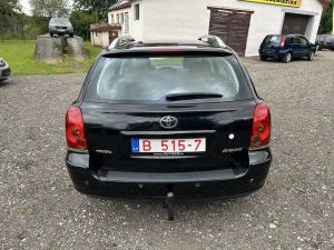 Black Toyota Avensis 2006 in Limbazi, with an engine capacity of 2.00 L and mileage of 216 thousand km for 2150 €, photo 6 on AUTOMOTO.COM.LV