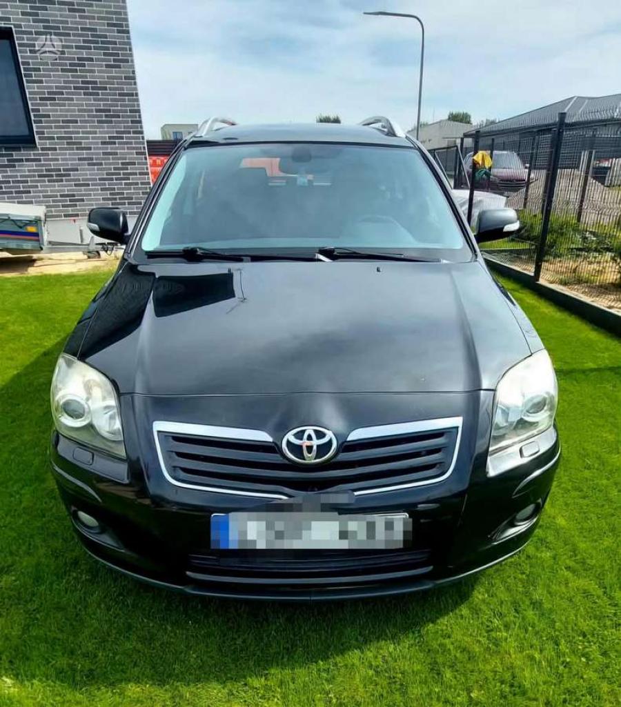Melns Toyota Avensis 2006 Viļņa, ar dzinēja tilpumu 2.23 L un nobraukumu 397 tūkst. km par 2200 €, foto 1 vietnē AUTOMOTO.COM.LV