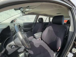 Melns Toyota Avensis 2006 Viļņa, ar dzinēja tilpumu 2.23 L un nobraukumu 397 tūkst. km par 2200 €, foto 5 vietnē AUTOMOTO.COM.LV