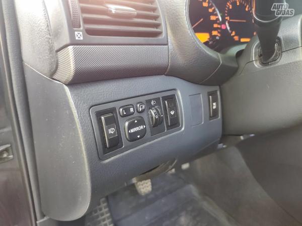 Melns Toyota Avensis 2006 Klaipėda, ar dzinēja tilpumu 2.20 L un nobraukumu 420 tūkst. km par 1150 €, foto 11 vietnē AUTOMOTO.COM.LV