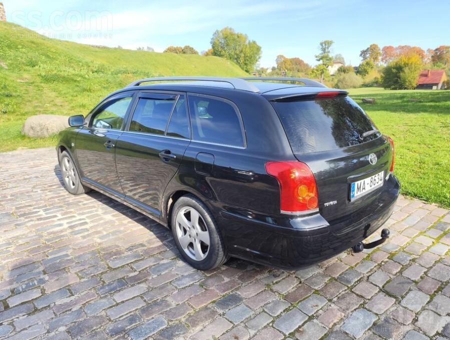 Melns Toyota Avensis 2006 Rēzekne, ar dzinēja tilpumu 2.20 L un nobraukumu 291 tūkst. km par 2100 €, foto 5 vietnē AUTOMOTO.COM.LV