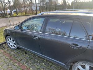 Black Toyota Avensis 2007 in Tallinn, with an engine capacity of 2.00 L and mileage of 350 thousand km for 1200 €, photo 2 on AUTOMOTO.COM.LV