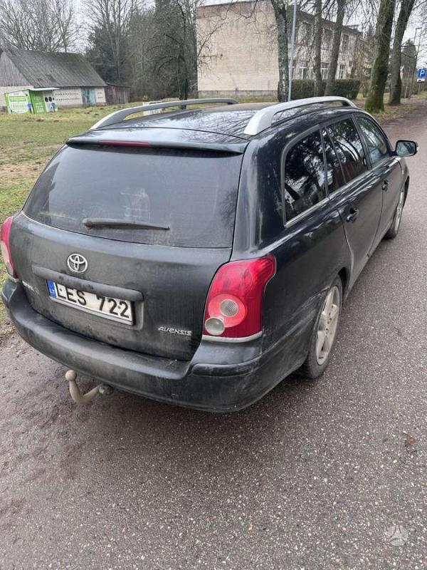 Black Toyota Avensis 2007 in Jurbarkas, with an engine capacity of 2.23 L and mileage of 363 thousand km for 1450 €, photo 6 on AUTOMOTO.COM.LV
