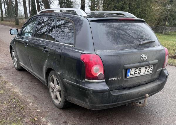 Black Toyota Avensis 2007 in Jurbarkas, with an engine capacity of 2.23 L and mileage of 363 thousand km for 1450 €, photo 7 on AUTOMOTO.COM.LV