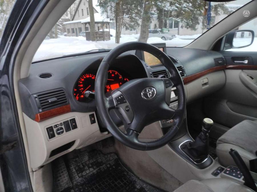 Melns Toyota Avensis 2007 Panevēža, ar dzinēja tilpumu 2.23 L un nobraukumu 264 tūkst. km par 1350 €, foto 8 vietnē AUTOMOTO.COM.LV