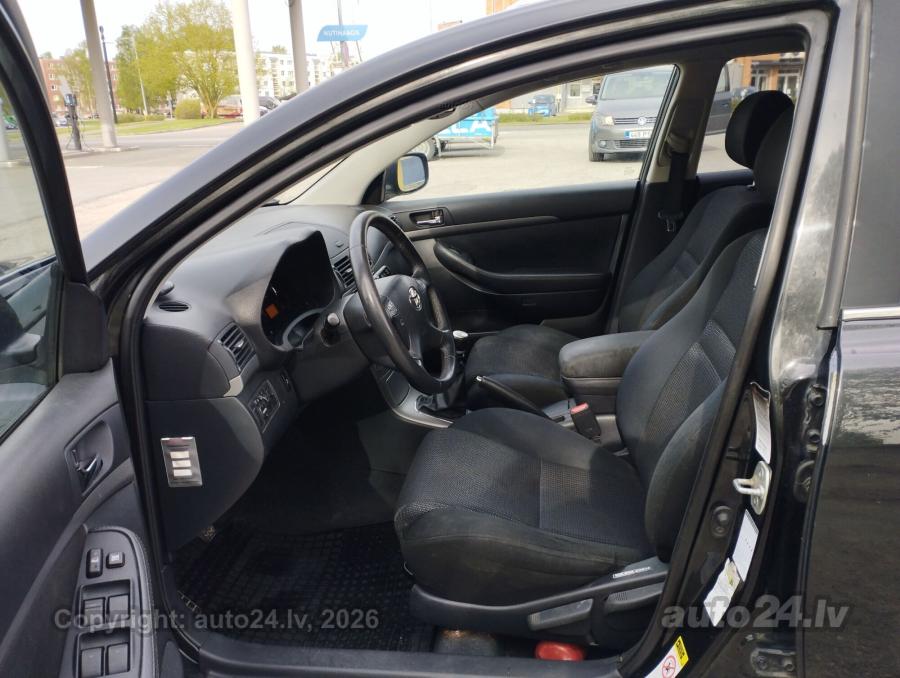 Черный Тойота Авенсис 2007 в Тарту, объемом двигателя 2.00 л и пробегом 358 тыс. км за 1800 €, фото 6 на AUTOMOTO.COM.LV