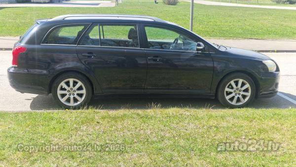 Black Toyota Avensis 2007 in Tartu, with an engine capacity of 2.00 L and mileage of 305 thousand km for 1850 €, photo 3 on AUTOMOTO.COM.LV