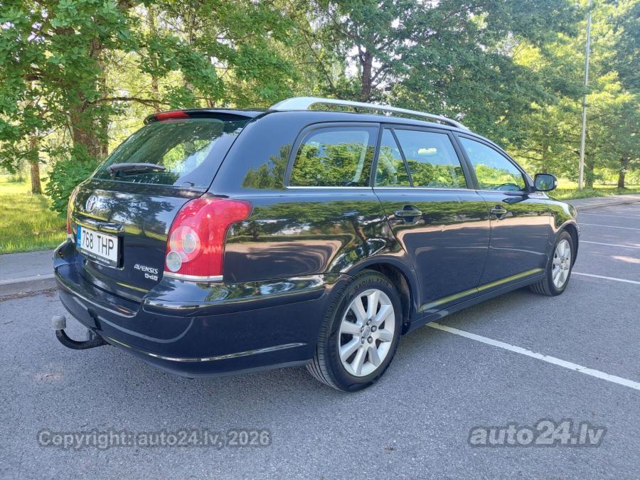 Black Toyota Avensis 2007 in Tartu, with an engine capacity of 2.00 L and mileage of 305 thousand km for 2800 €, photo 5 on AUTOMOTO.COM.LV