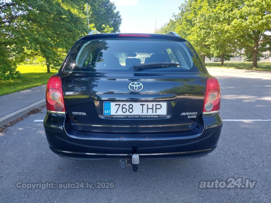 Black Toyota Avensis 2007 in Tartu, with an engine capacity of 2.00 L and mileage of 305 thousand km for 2800 €, photo 6 on AUTOMOTO.COM.LV
