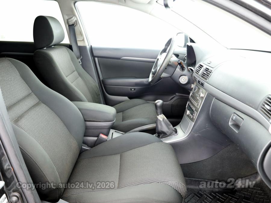 Черный Тойота Авенсис 2007 в Таллин, объемом двигателя 1.80 л и пробегом 268 тыс. км за 1599 €, фото 7 на AUTOMOTO.COM.LV