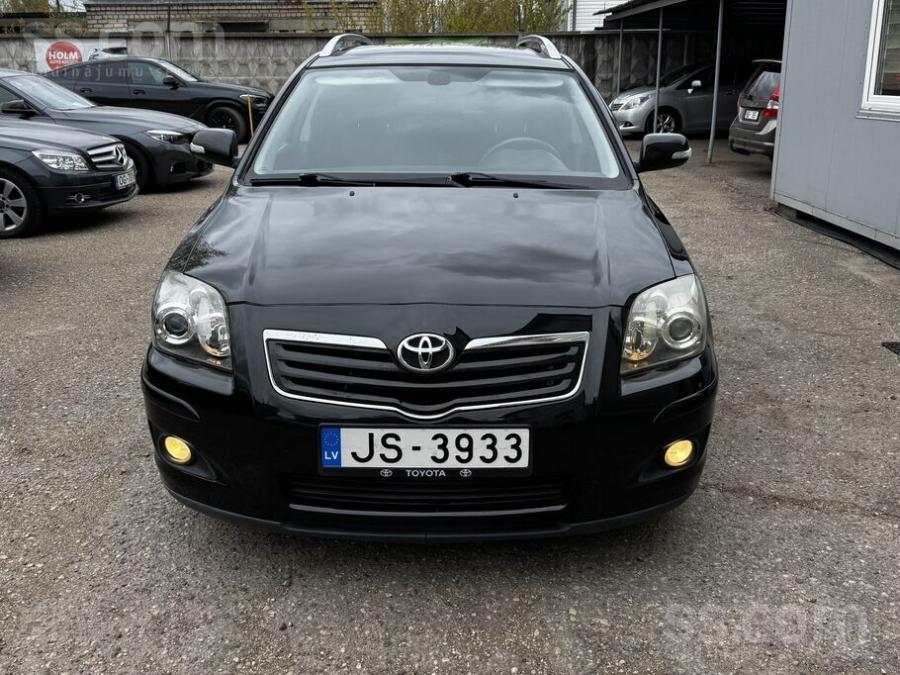 Черный Тойота Авенсис 2007 в Даугавпилс, объемом двигателя 2.00 л и пробегом 0 тыс. км за 3200 €, фото 3 на AUTOMOTO.COM.LV