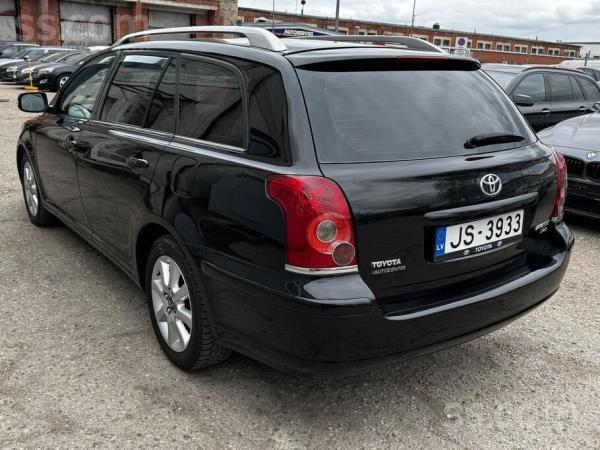 Черный Тойота Авенсис 2007 в Даугавпилс, объемом двигателя 2.00 л и пробегом 0 тыс. км за 3200 €, фото 4 на AUTOMOTO.COM.LV