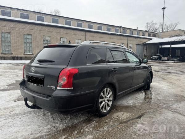 Melns Toyota Avensis 2007 Rīga, ar dzinēja tilpumu 2.20 L un nobraukumu 263 tūkst. km par 2400 €, foto 3 vietnē AUTOMOTO.COM.LV