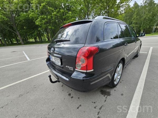 Black Toyota Avensis 2007 in Aluksne, with an engine capacity of 2.20 L and mileage of 359 thousand km for 2150 €, photo 5 on AUTOMOTO.COM.LV