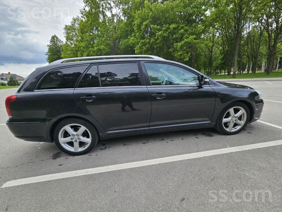 Melns Toyota Avensis 2007 Alūksne, ar dzinēja tilpumu 2.20 L un nobraukumu 359 tūkst. km par 2150 €, foto 7 vietnē AUTOMOTO.COM.LV