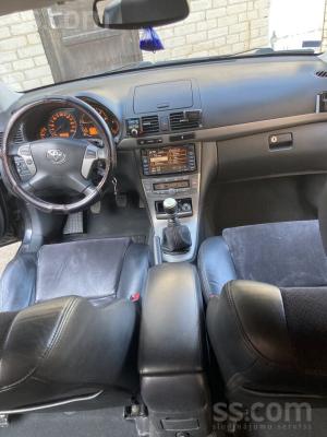 Black Toyota Avensis 2007 in Jelgava, with an engine capacity of 2.20 L and mileage of 270 thousand km for 2150 €, photo 5 on AUTOMOTO.COM.LV