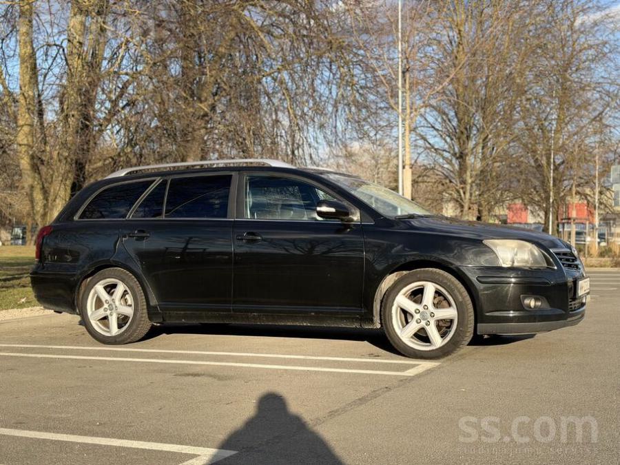 Черный Тойота Авенсис 2007 в Рига, объемом двигателя 2.20 л и пробегом 353 тыс. км за 1950 €, фото 4 на AUTOMOTO.COM.LV