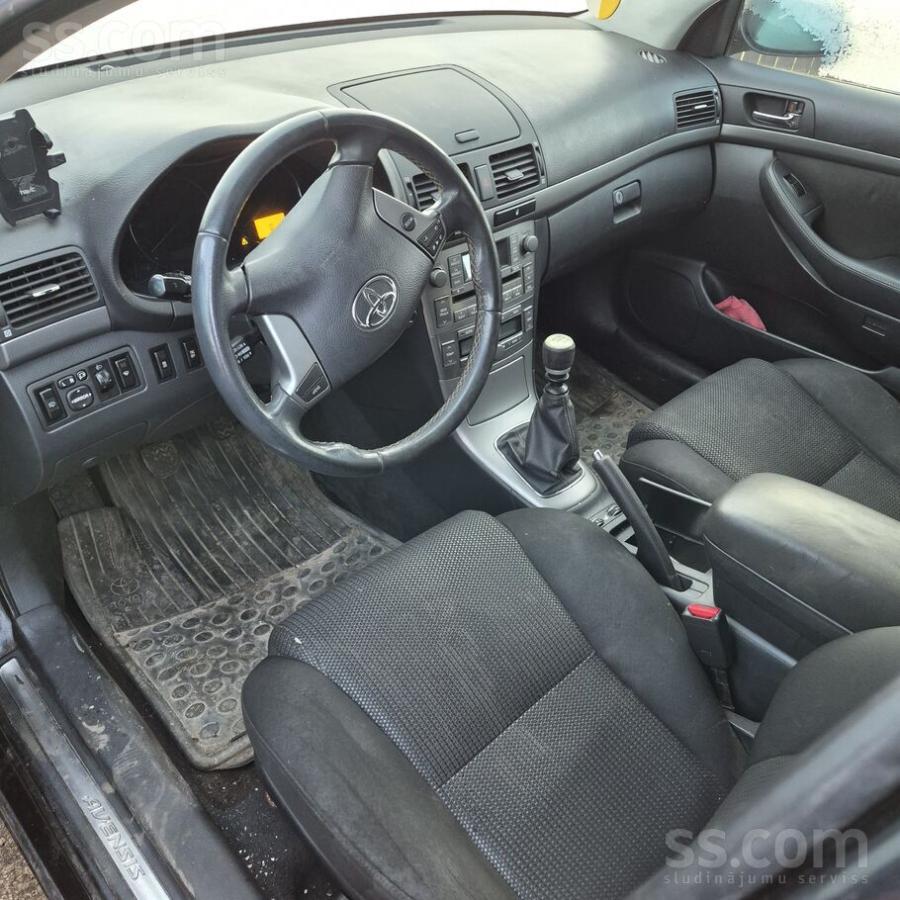 Melns Toyota Avensis 2007 Rīga, ar dzinēja tilpumu 2.20 L un nobraukumu 343 tūkst. km par 600 €, foto 4 vietnē AUTOMOTO.COM.LV