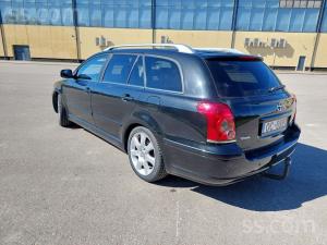 Черный Тойота Авенсис 2007 в Талси, объемом двигателя 2.00 л и пробегом 277 тыс. км за 2800 €, фото 5 на AUTOMOTO.COM.LV