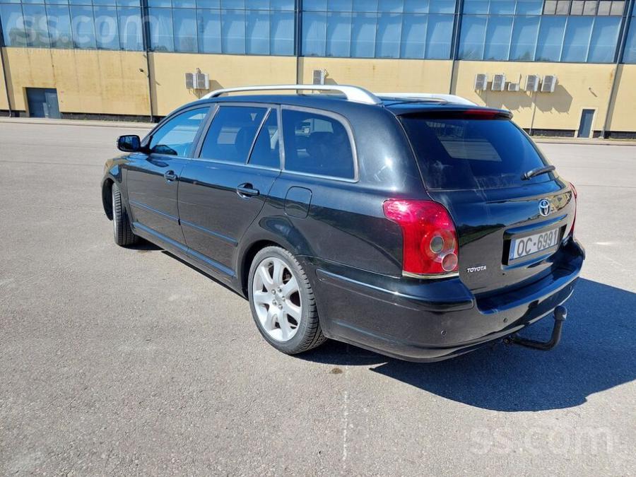 Черный Тойота Авенсис 2007 в Талси, объемом двигателя 2.00 л и пробегом 277 тыс. км за 2800 €, фото 5 на AUTOMOTO.COM.LV