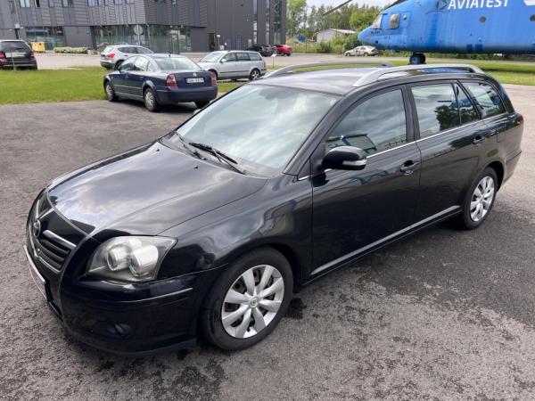 Black Toyota Avensis 2007 in Riga, with an engine capacity of 2.00 L and mileage of 244 thousand km for 3850 €, photo 1 on AUTOMOTO.COM.LV