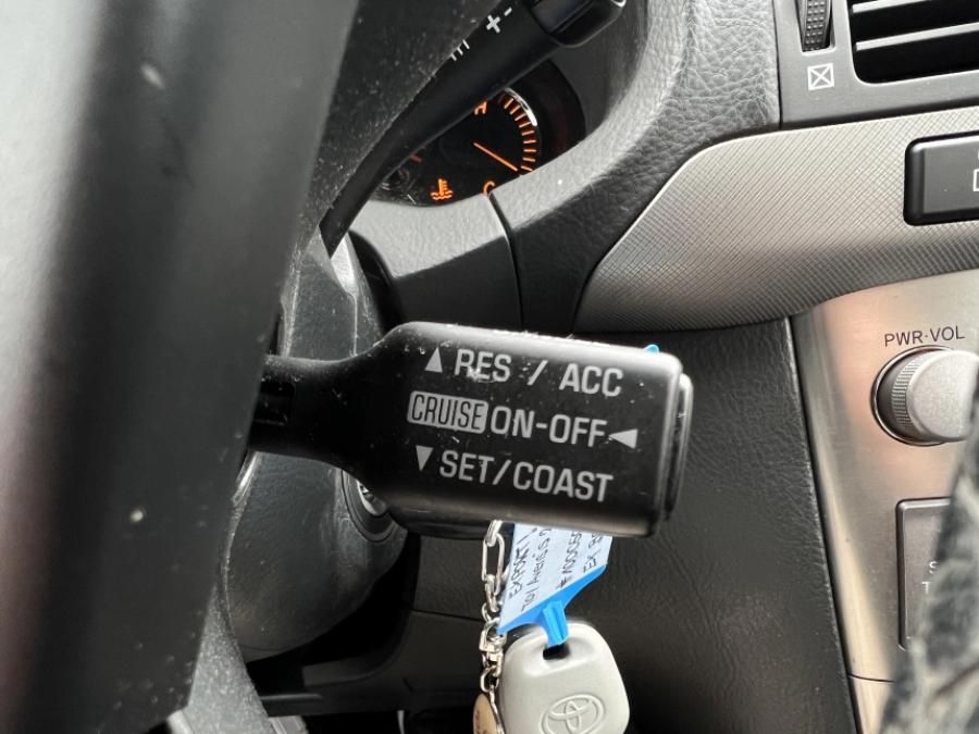 Melns Toyota Avensis 2007 Rīga, ar dzinēja tilpumu 2.00 L un nobraukumu 244 tūkst. km par 3850 €, foto 18 vietnē AUTOMOTO.COM.LV