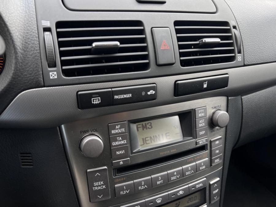 Melns Toyota Avensis 2007 Rīga, ar dzinēja tilpumu 2.00 L un nobraukumu 244 tūkst. km par 3850 €, foto 28 vietnē AUTOMOTO.COM.LV