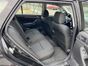 Melns Toyota Avensis 2007 Rīga, ar dzinēja tilpumu 2.00 L un nobraukumu 244 tūkst. km par 3850 €, foto 33 vietnē AUTOMOTO.COM.LV