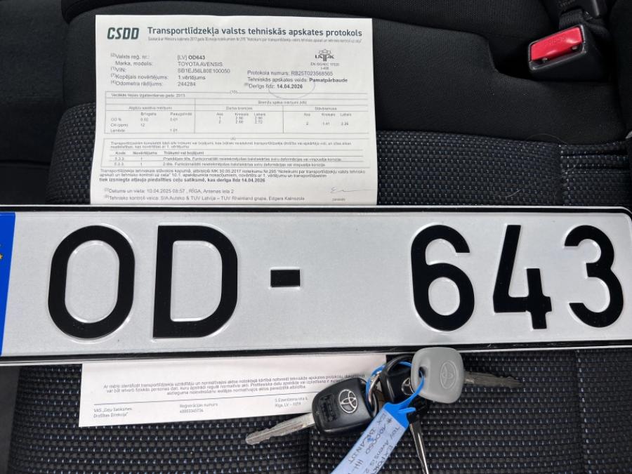 Melns Toyota Avensis 2007 Rīga, ar dzinēja tilpumu 2.00 L un nobraukumu 244 tūkst. km par 3850 €, foto 46 vietnē AUTOMOTO.COM.LV