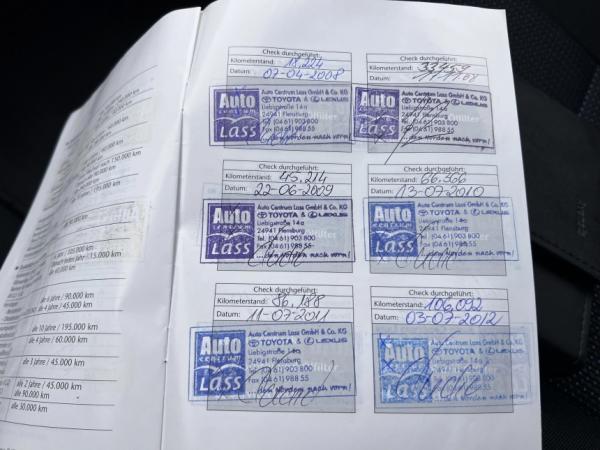 Melns Toyota Avensis 2007 Rīga, ar dzinēja tilpumu 2.00 L un nobraukumu 244 tūkst. km par 3850 €, foto 3 vietnē AUTOMOTO.COM.LV