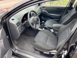 Melns Toyota Avensis 2007 Rīga, ar dzinēja tilpumu 2.00 L un nobraukumu 244 tūkst. km par 3850 €, foto 20 vietnē AUTOMOTO.COM.LV
