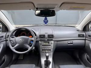 Black Toyota Avensis 2007 in Riga, with an engine capacity of 2.00 L and mileage of 244 thousand km for 3850 €, photo 13 on AUTOMOTO.COM.LV