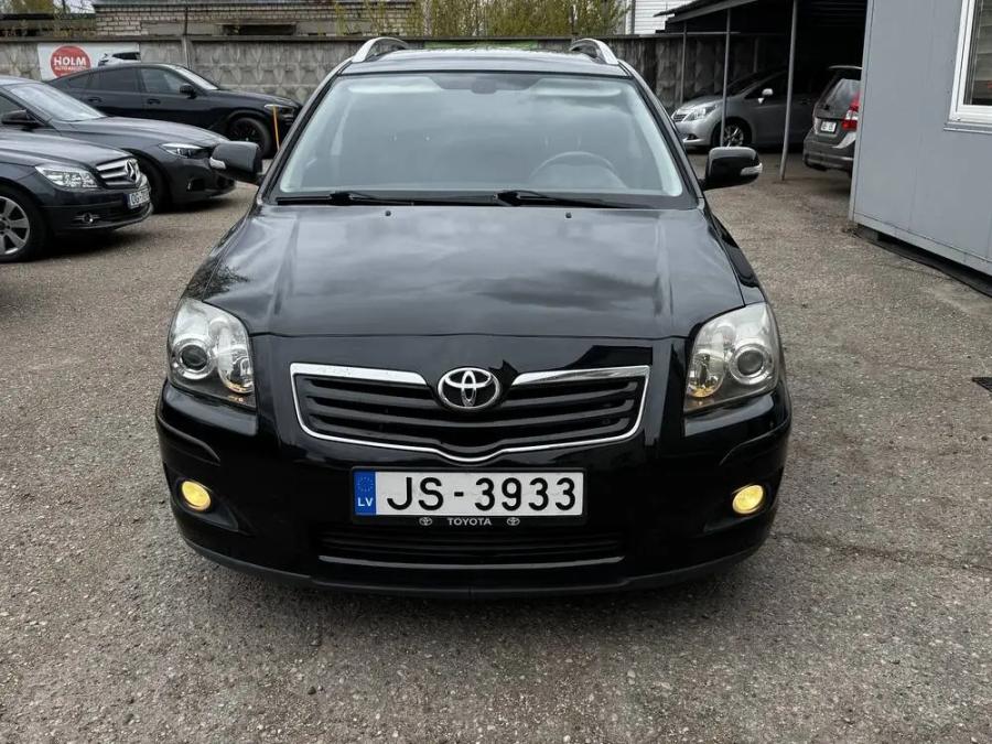 Черный Тойота Авенсис 2007 в Даугавпилс, объемом двигателя 2.00 л и пробегом 226 тыс. км за 3200 €, фото 3 на AUTOMOTO.COM.LV