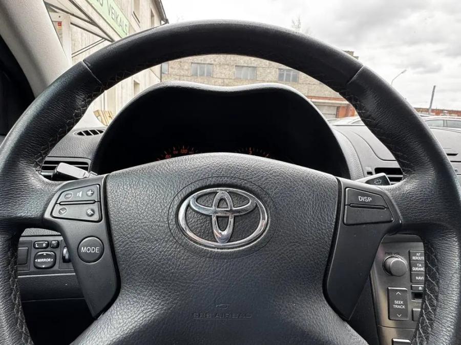 Черный Тойота Авенсис 2007 в Даугавпилс, объемом двигателя 2.00 л и пробегом 226 тыс. км за 3200 €, фото 17 на AUTOMOTO.COM.LV