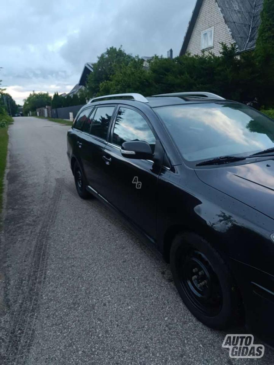 Black Toyota Avensis 2007 in Kaisiadorys, with an engine capacity of 2.00 L and mileage of 390 thousand km for 1400 €, photo 4 on AUTOMOTO.COM.LV
