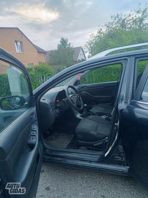 Black Toyota Avensis 2007 in Kaisiadorys, with an engine capacity of 2.00 L and mileage of 390 thousand km for 1400 €, photo 10 on AUTOMOTO.COM.LV