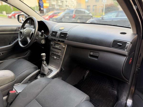 Melns Toyota Avensis 2007 Viļņa, ar dzinēja tilpumu 2.00 L un nobraukumu 275 tūkst. km par 1450 €, foto 8 vietnē AUTOMOTO.COM.LV