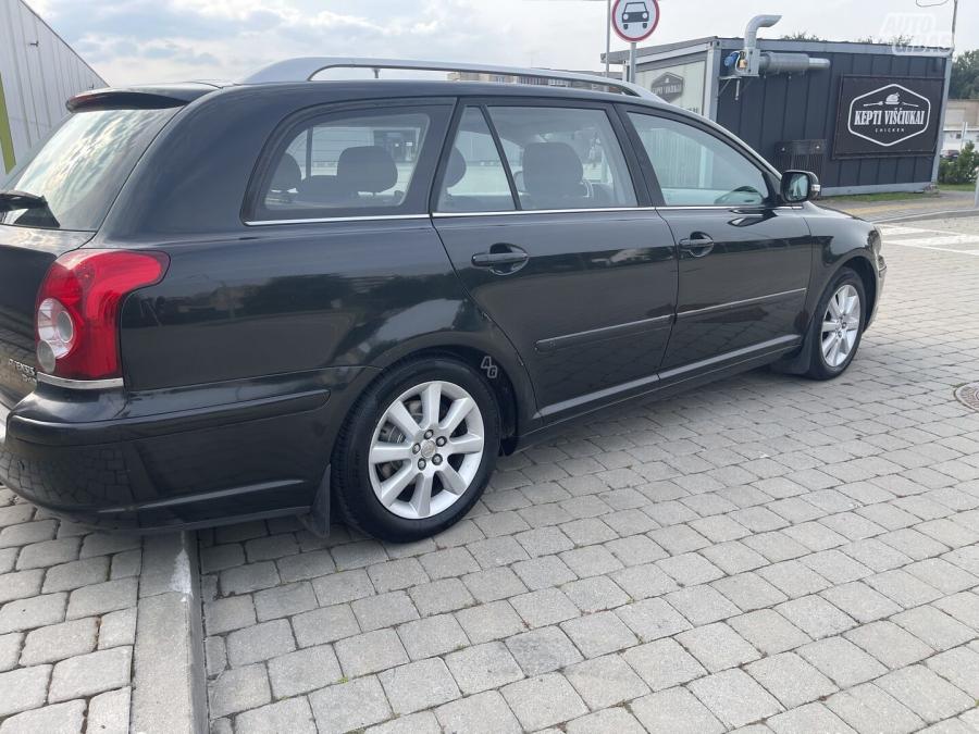 Melns Toyota Avensis 2007 Viļņa, ar dzinēja tilpumu 2.00 L un nobraukumu 300 tūkst. km par 1900 €, foto 13 vietnē AUTOMOTO.COM.LV