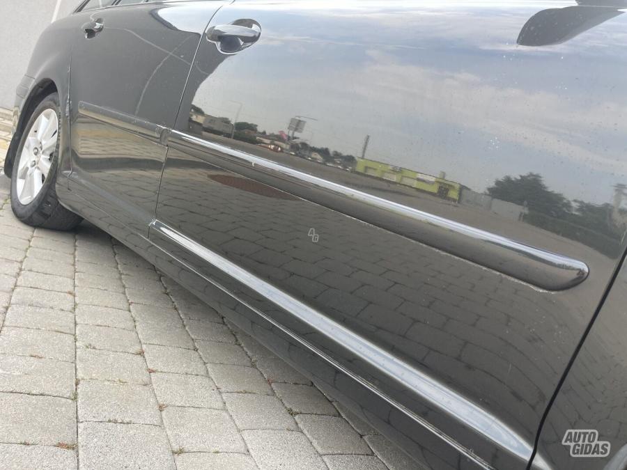 Melns Toyota Avensis 2007 Viļņa, ar dzinēja tilpumu 2.00 L un nobraukumu 300 tūkst. km par 1900 €, foto 17 vietnē AUTOMOTO.COM.LV